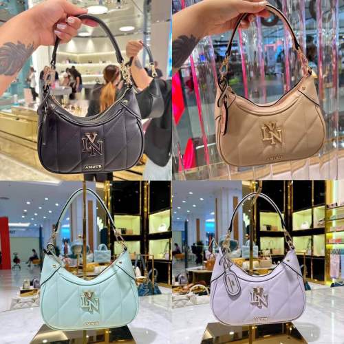 LYN Shoulder bag กระเป๋าถือ รุ่นใหม่ล่าสุด amour Green 23*9*15cm | Thisshop